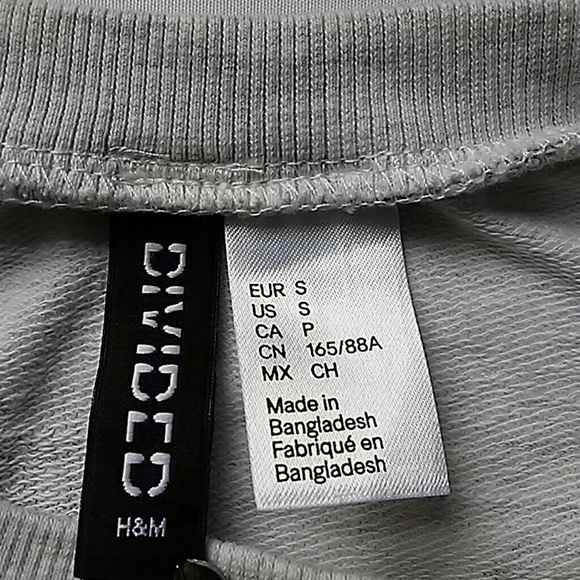 H&M | Tops | Hm Divided Size Small Long Sleeve Pullover | Poshmark